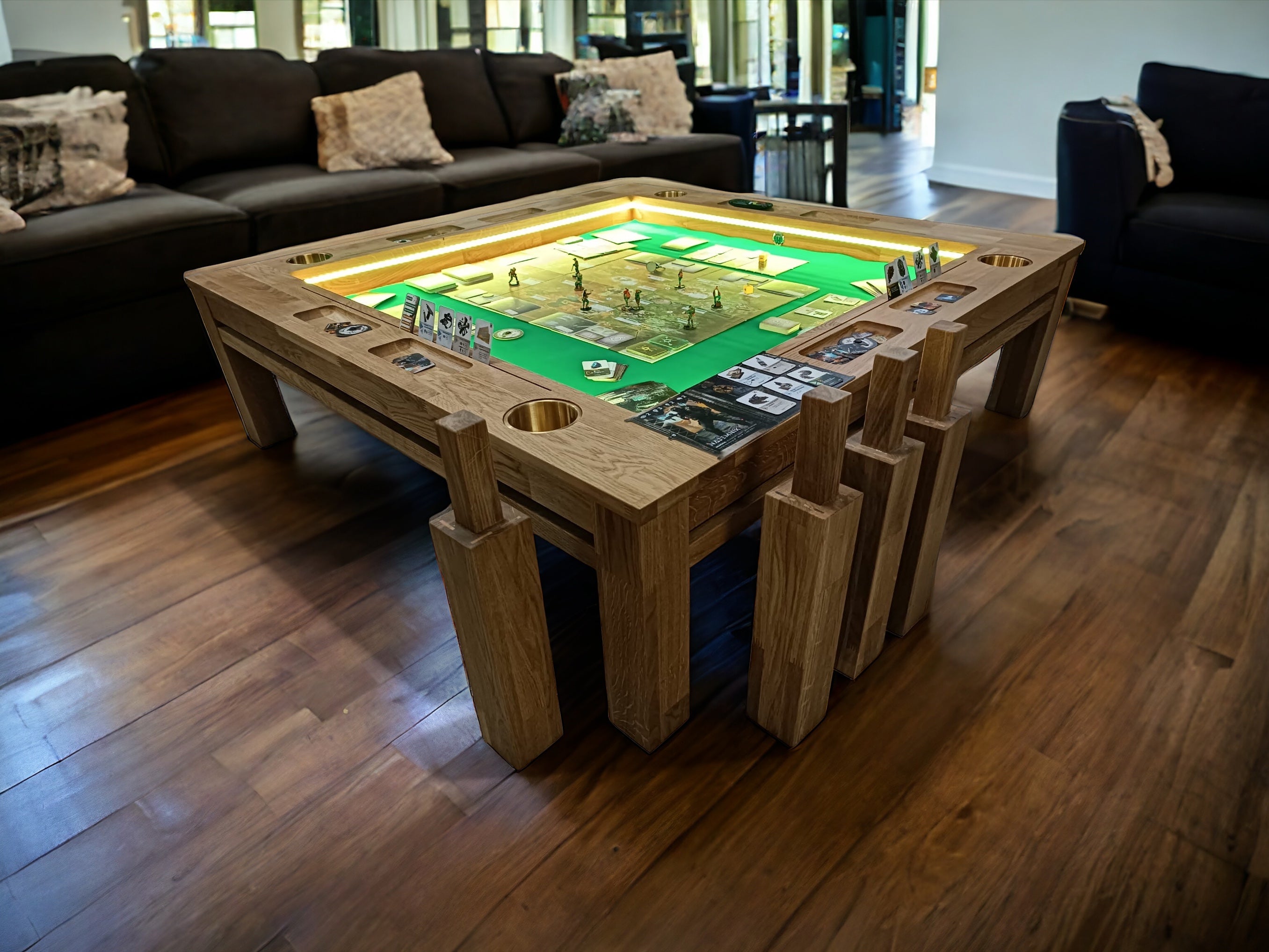 Board game tables and overlays – The Crown