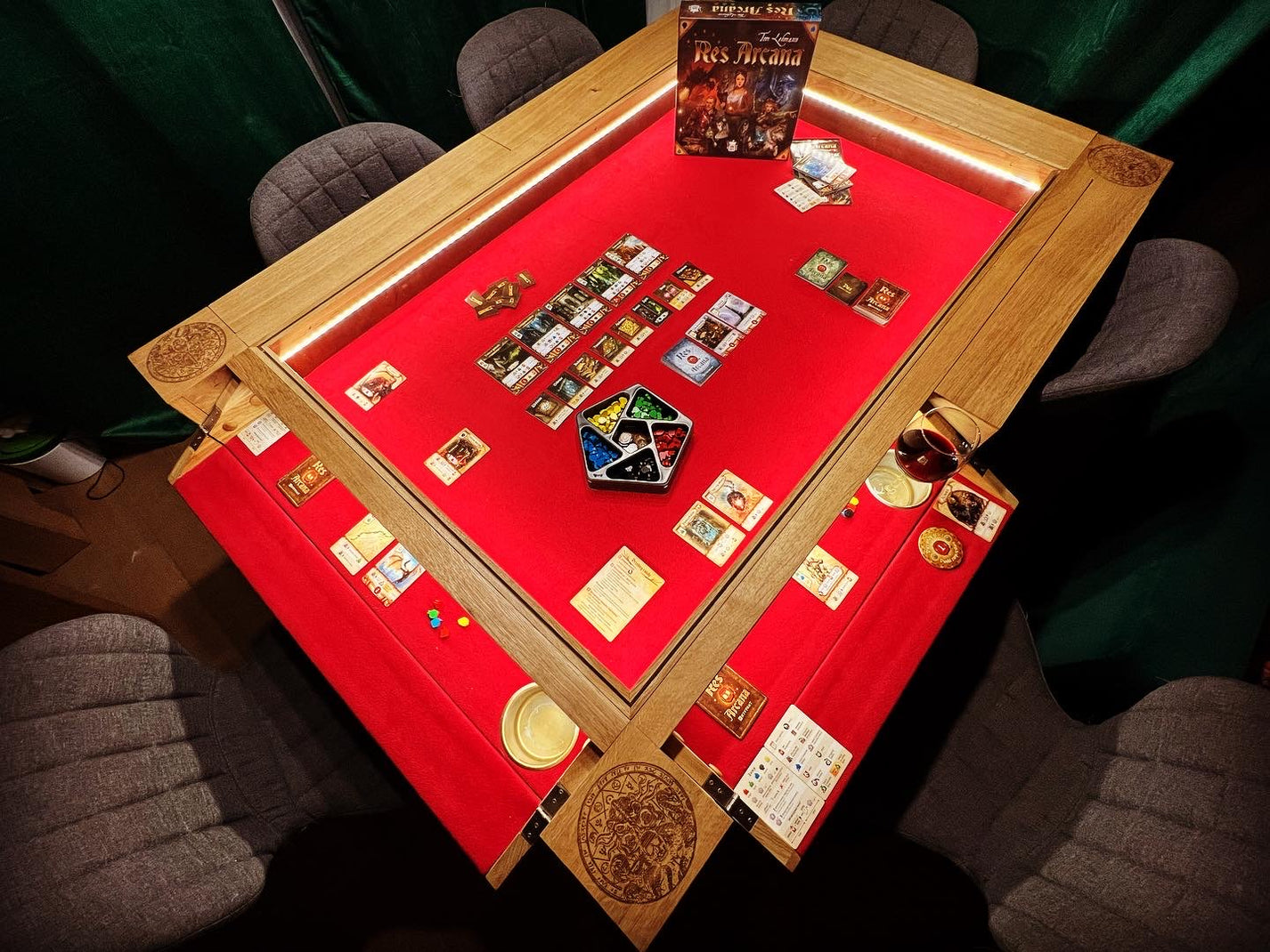 Board Game Table - MISSION – The Crown